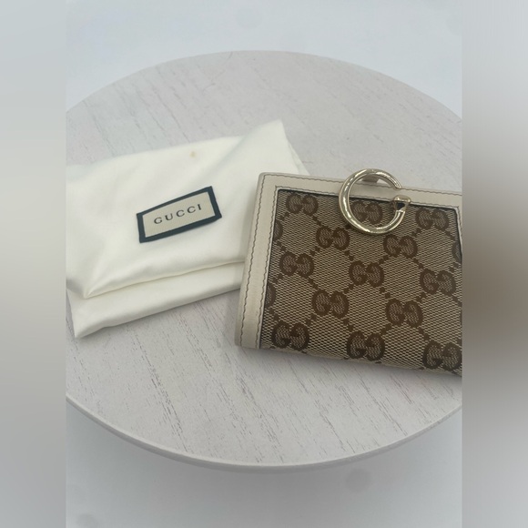Gucci | Bags | Gucci Gg Canvas Leather G Clip Wallet With Coa And ...